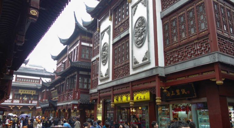 Must See Traditional Shanghai: The Top 10 Ancient Water Towns & Old Streets
